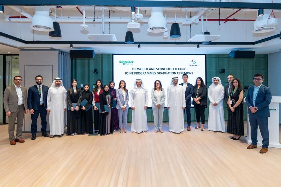 15 Emirati leaders graduate from landmark leadership programs by ...