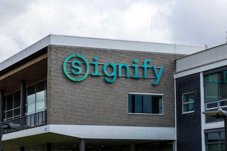 Signify Egypt wins Global Business Outlook Award 2024