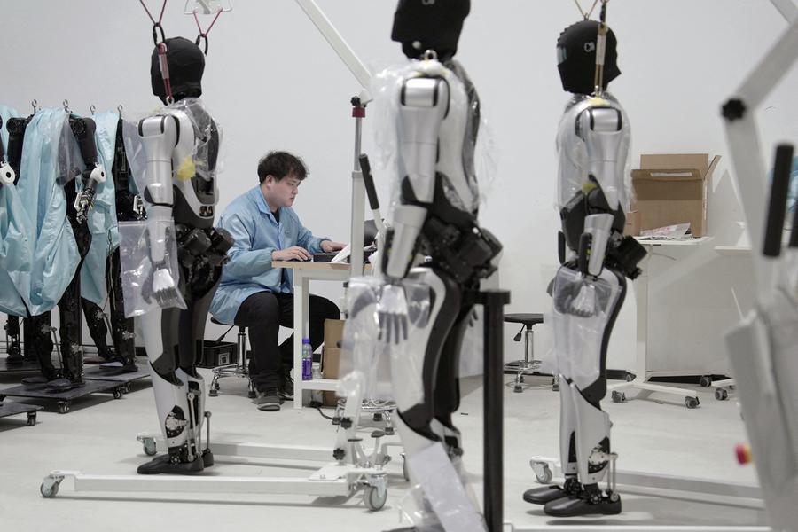 Chinese robot maker AgiBot plans Hong Kong IPO next year, sources say