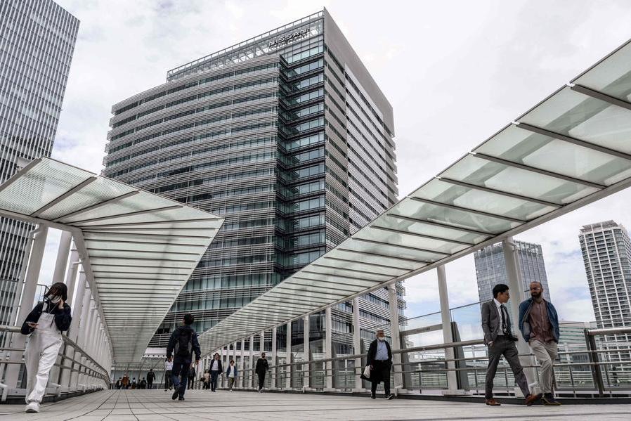 Nissan announces 9,000 job cuts, slashes sales forecast