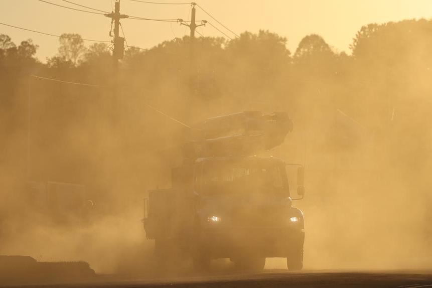 Dust storms impact visibility across Oman