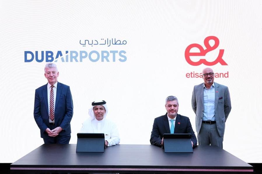 E& UAE and Dubai Airports team up to explore enhancement of airport operations with 5G