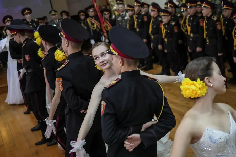 Kiev's young cadets