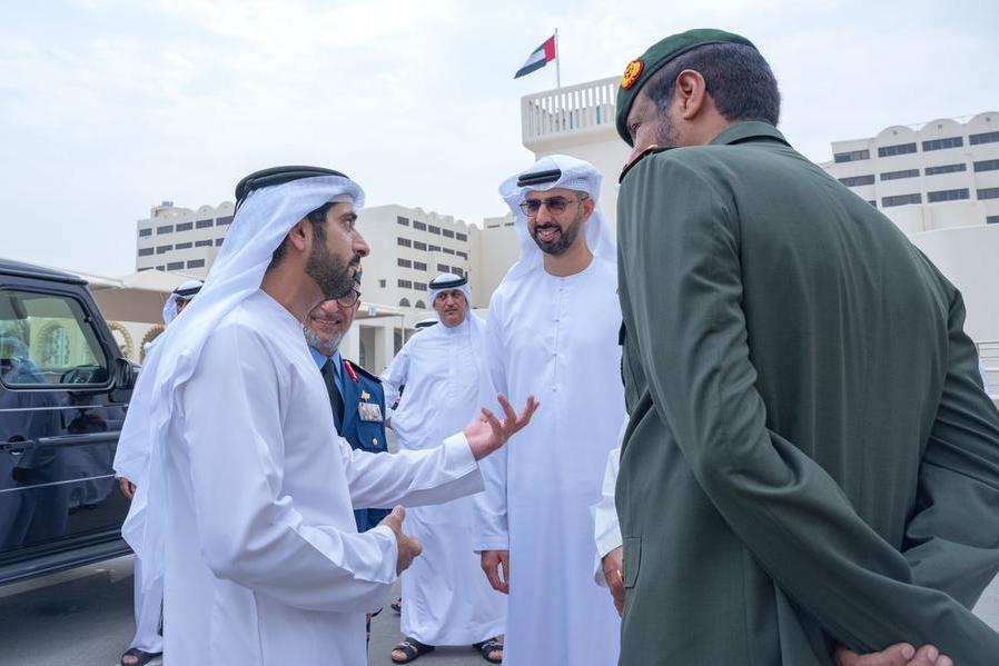 Hamdan bin Mohammed visits UAE Ministry of Defence, reviews its ...