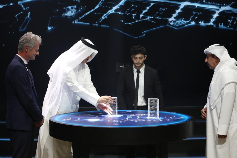 MCIT and Microsoft open first global datacenter region in Qatar