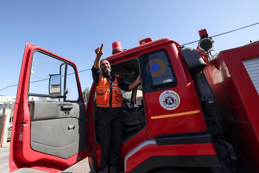 Gaza's firefighters ill-equipped to contain deadly blazes