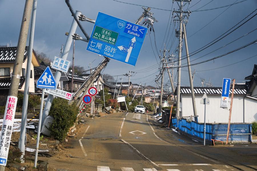 US military helicopters to deploy to Japan's earthquake zone