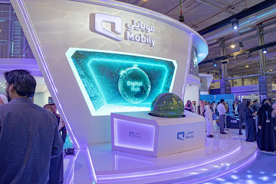 Saudi: Mobily signs deals to boost digital solutions and carrier services