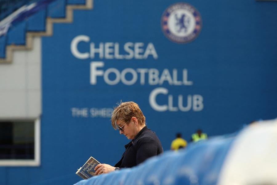 Chelsea sign 17-year-old Jamaica international Richards
