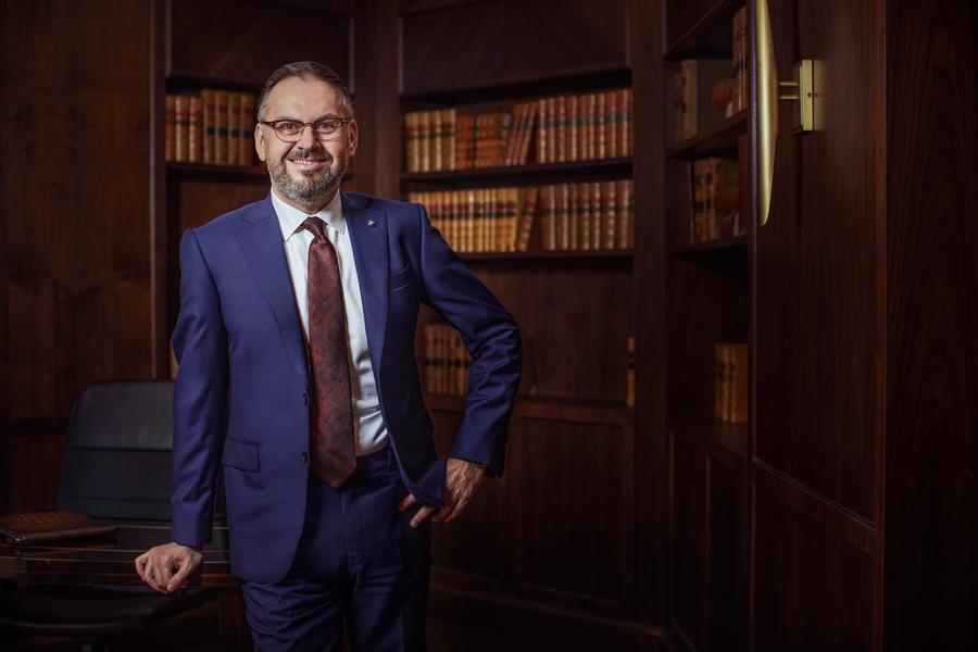 DIFC Insurance Association appoints insurance veteran Simon Price as CEO