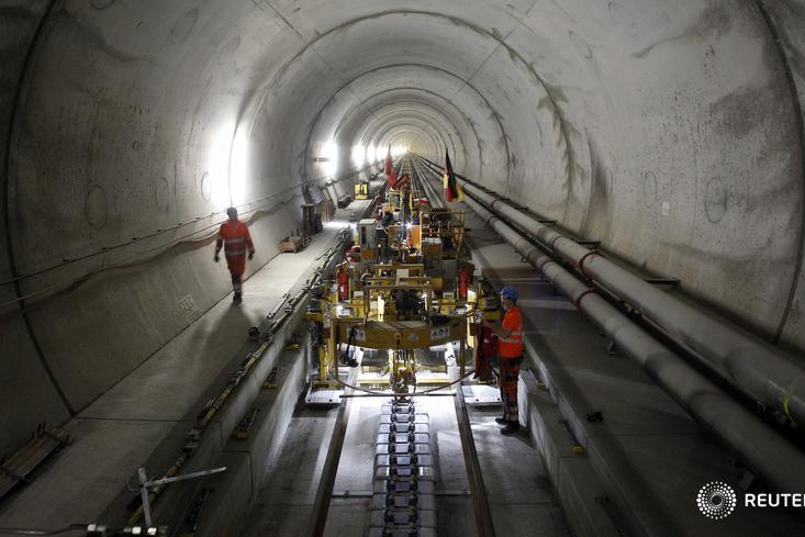 Iraq unveils ambitious Europe-Mideast road and rail project