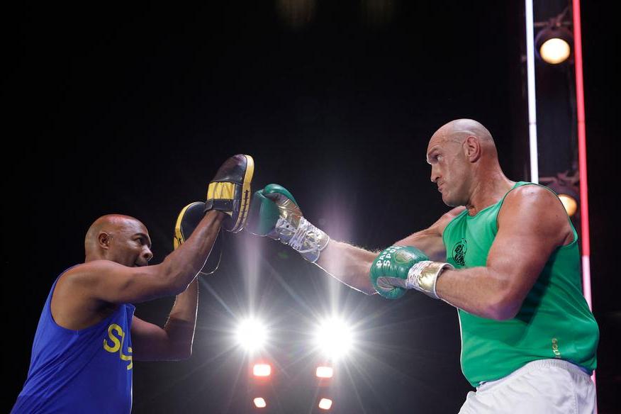 4 major world boxing titles await their champion at 'Ring of Fire' in ...