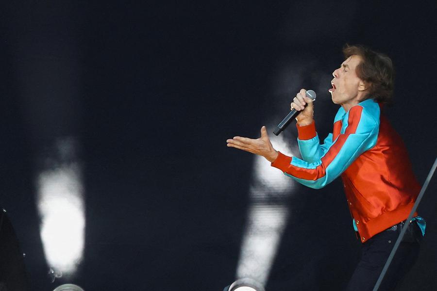 Rolling Stones fans see signs of new album in local newspaper ad