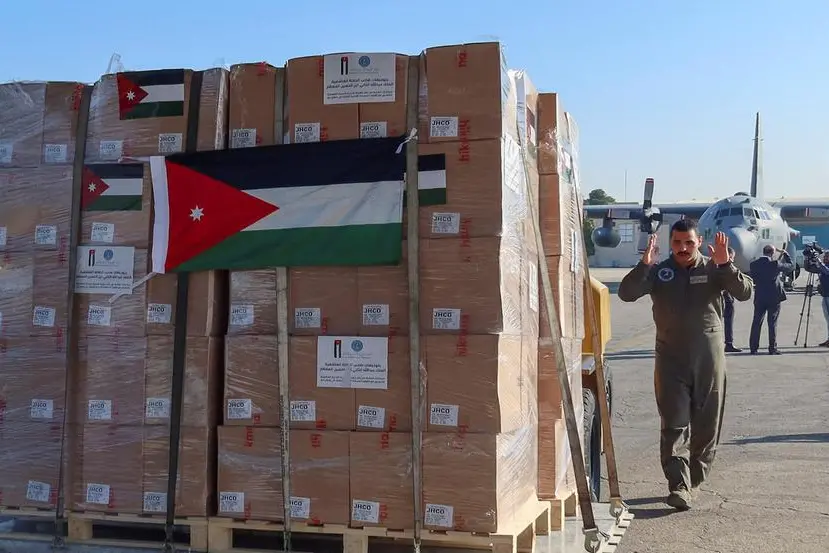 Jordan, UK airdrop aid to field hospital in Gaza
