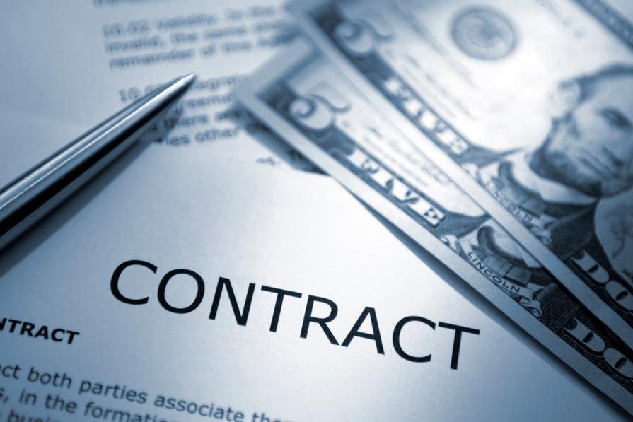 Oman: Major violations found in contracts and finances