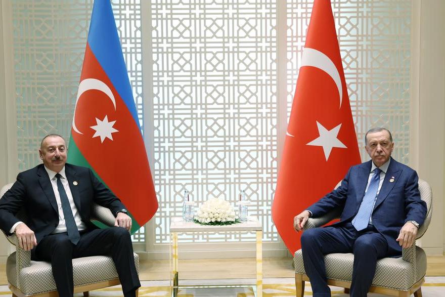 Erdogan backs Turkmen gas link easing dependence on Russia