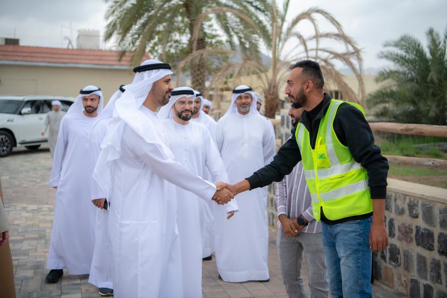 Theyab bin Mohamed visits the ‘Qidfa Development’ in the emirate of ...