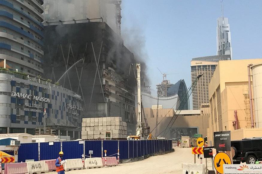 UAE: Fire breaks out in warehouse in Dubai