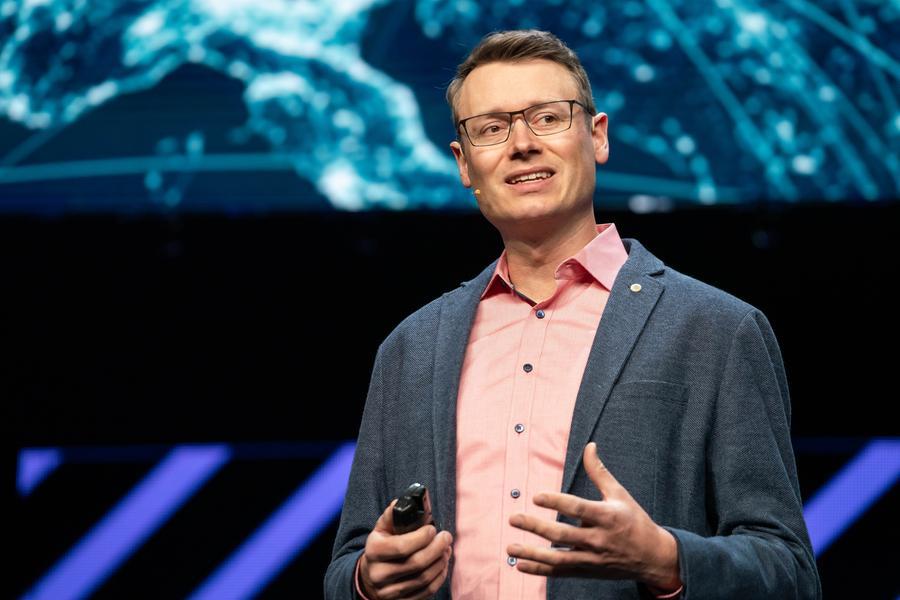 Nutanix simplifies management and operations of Kubernetes clusters ... Nutanix simplifies management and operations of Kubernetes clusters ...
