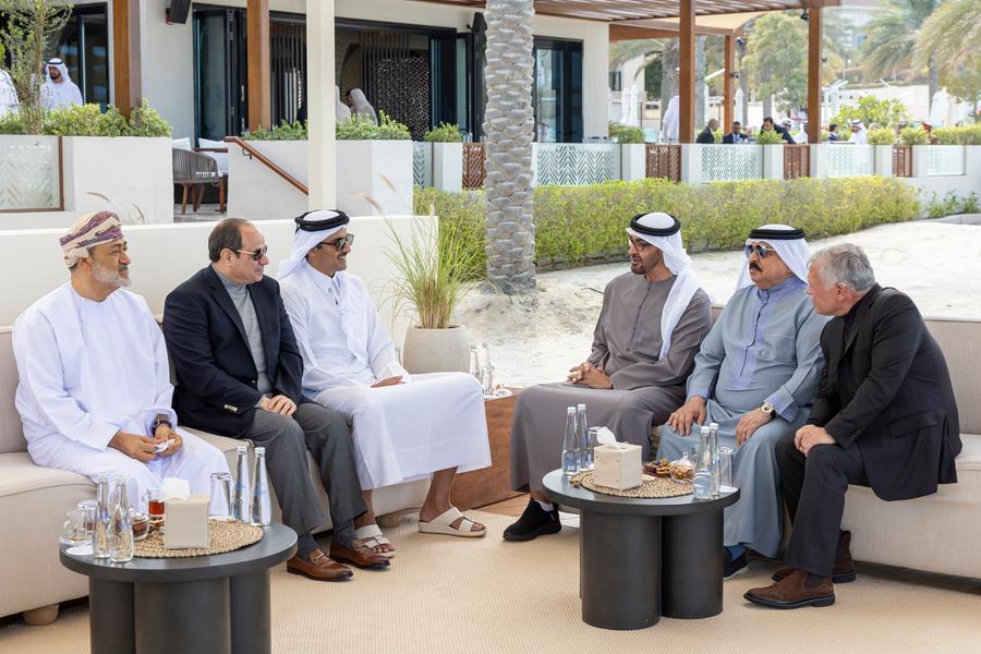 UAE President hosts fraternal meeting with GCC leaders