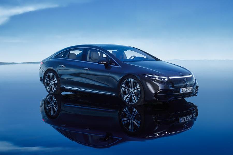 EQS, the first fully electric luxury sedan from Mercedes-Benz ...