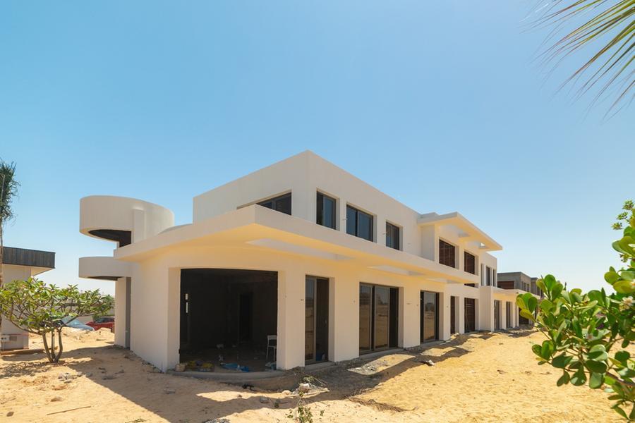 LMD works toward rapid construction in its ground-breaking Zoya Ghazala Bay in North Coast