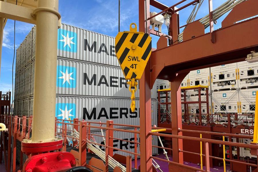 Maersk continues to schedule Suez journeys despite Houthi attack