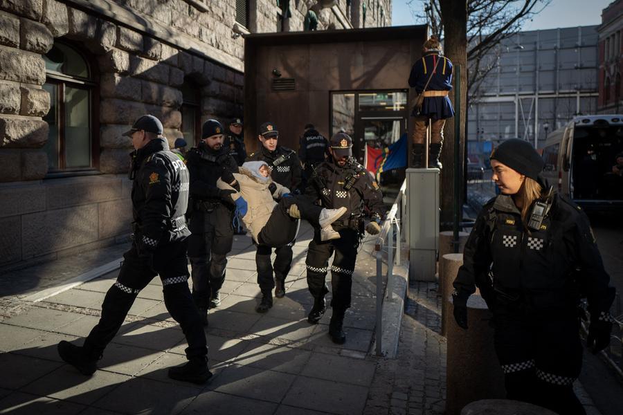 Activists end protest at Norway ministries over illegal wind farms