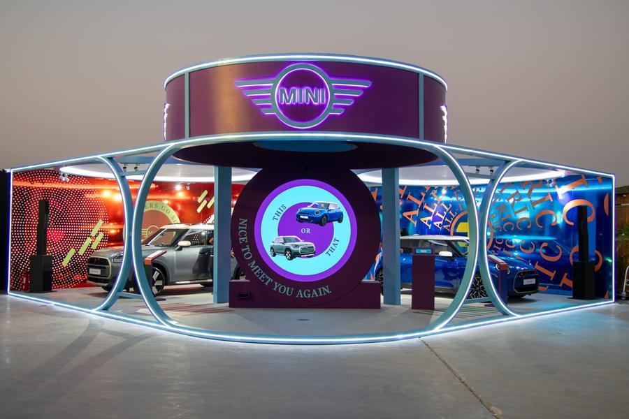 MINI showcases new electric MINI Cooper for first time in Middle East ...