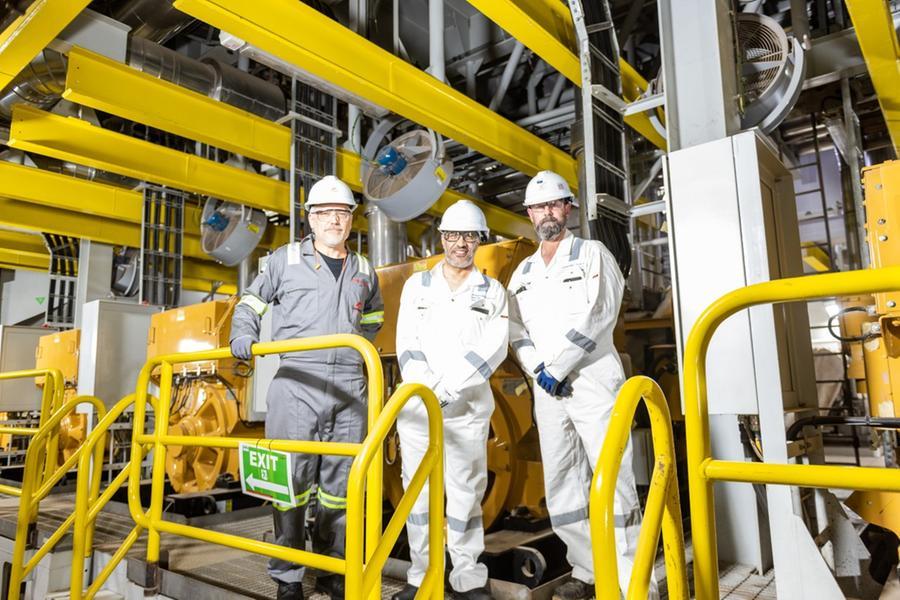 International Maritime Industries and Lamprell complete load-out and ...