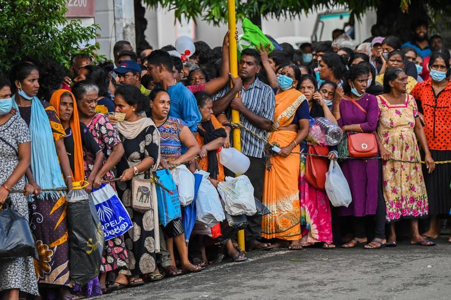Sri Lankans jump ship as a bankrupt nation struggles