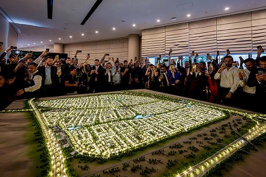 Emaar Properties celebrates the grand unveiling of The Heights Country ...