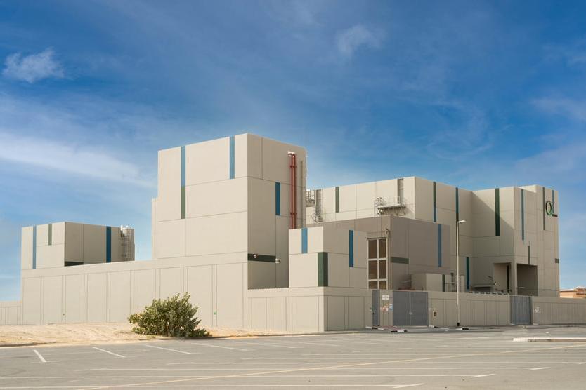 DEWA’s electricity transmission and distribution lines reached 42,586. ...