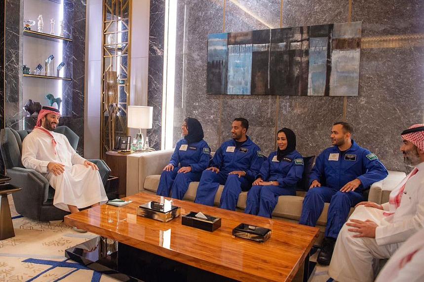Saudi Crown Prince meets astronauts ahead of mission launch