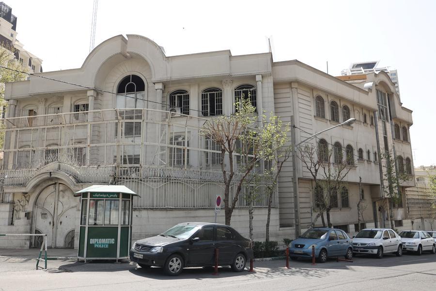 Saudi diplomats inspect embassy premises in Tehran