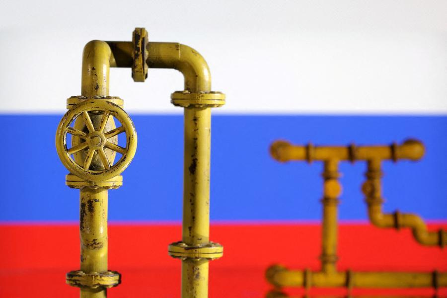 Drone hits primary oil refining unit at Russia's Taneco oil refinery ...