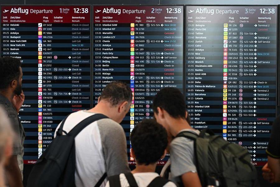 'Large-scale' IT outage hits companies worldwide