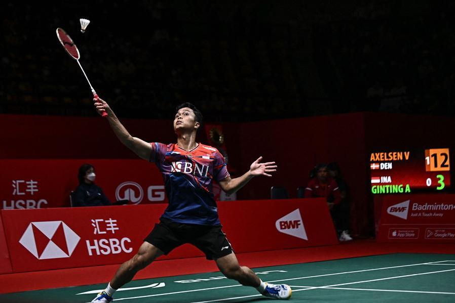 Axelsen and Yamaguchi win badminton World Tour Finals
