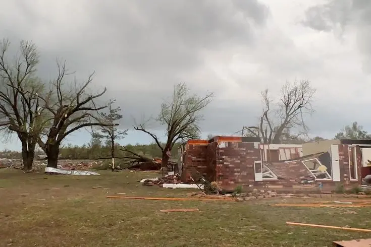 Two killed as tornadoes, storms rip through Oklahoma Two killed as tornadoes, storms rip through Oklahoma