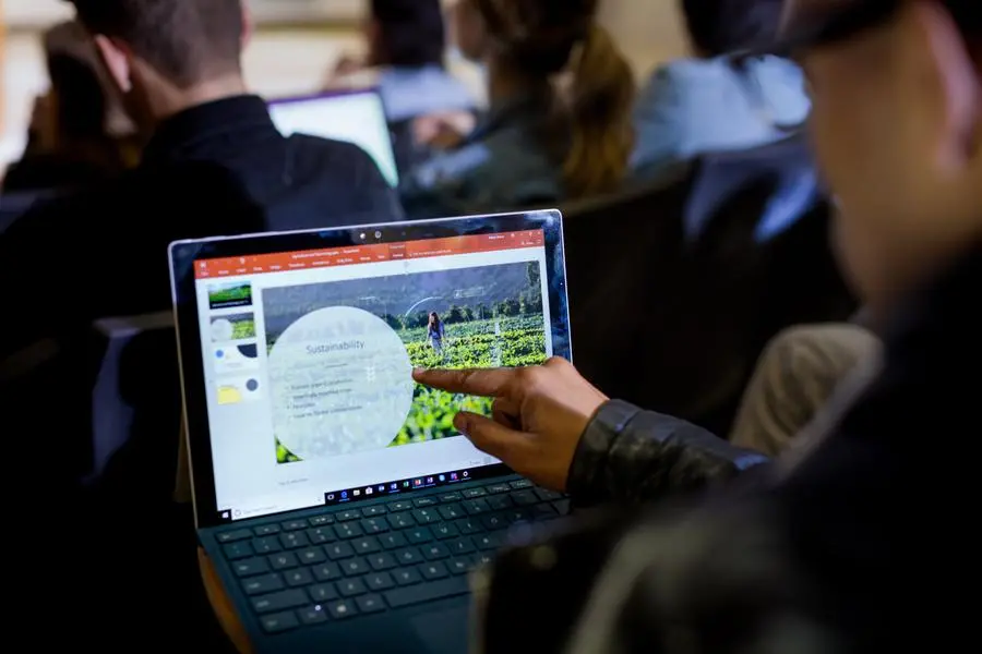 Microsoft releases 2021 Environmental Sustainability Report outlining ...