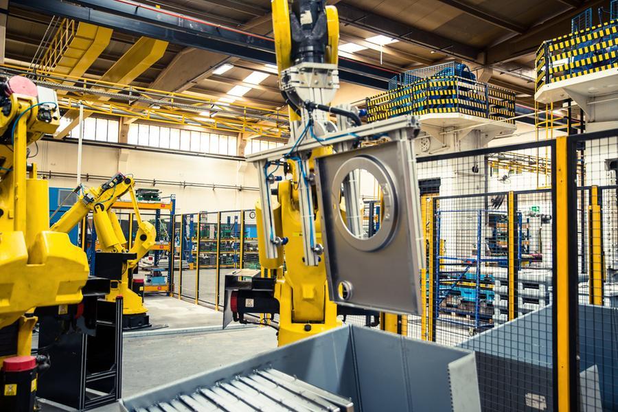 Dubai deploys AI robots for building materials, cement testing