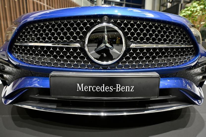 Mercedes workers reject union in Alabama in setback for labor