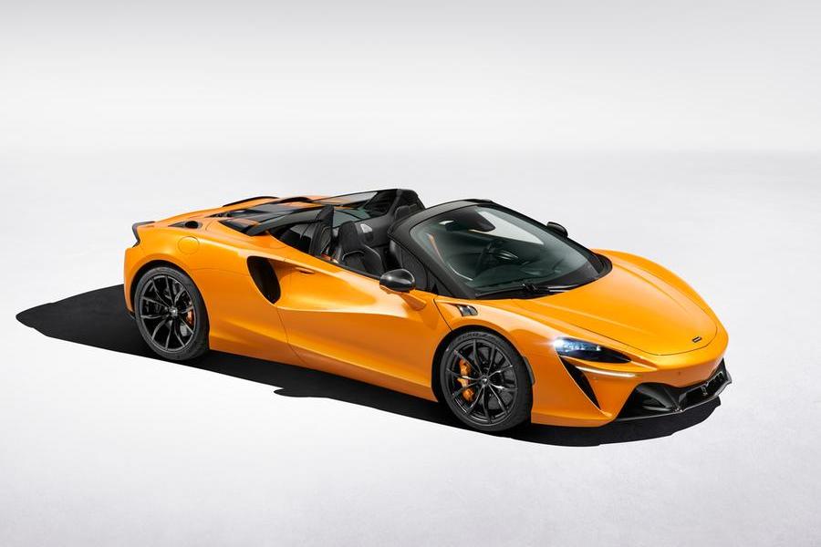 The new McLaren Artura Spider: Next-generation supercar exhilaration