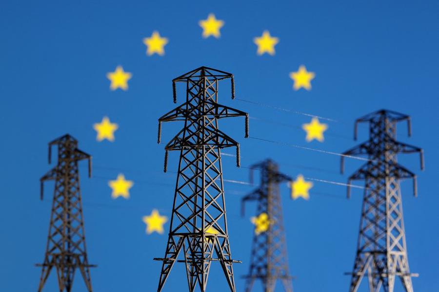 EU Commission announces electricity grid action plan