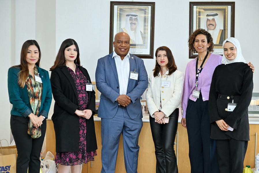 ABCK-AmCham Kuwait and its Chairman Club member KGL distribute toys for ...