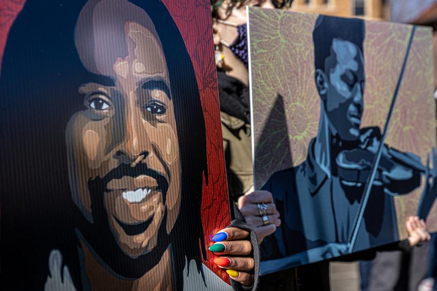 US paramedics guilty in death of young Black man