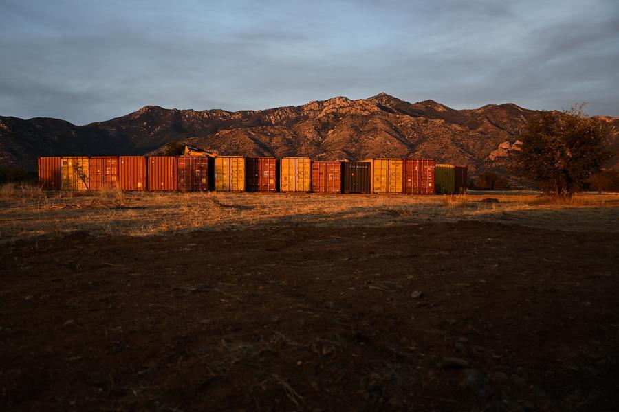 Arizona to remove shipping container wall on US-Mexico border