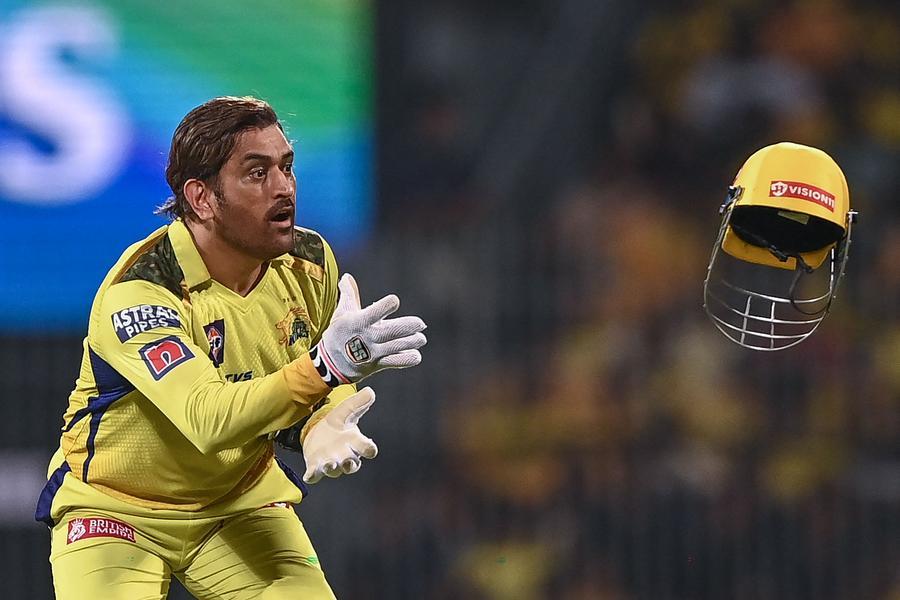 Dhoni fever as more than 100,000 fans expected at IPL final