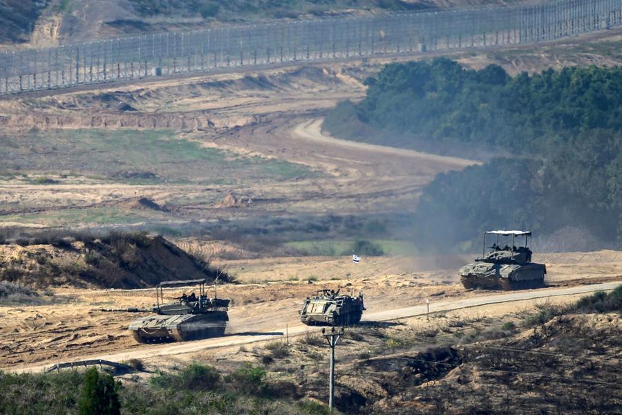 Israeli ground forces move into southern Gaza