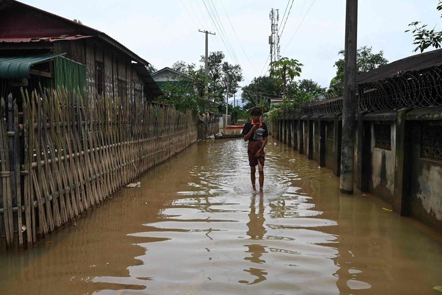 Five dead, 40,000 evacuated as monsoon floods hit Myanmar